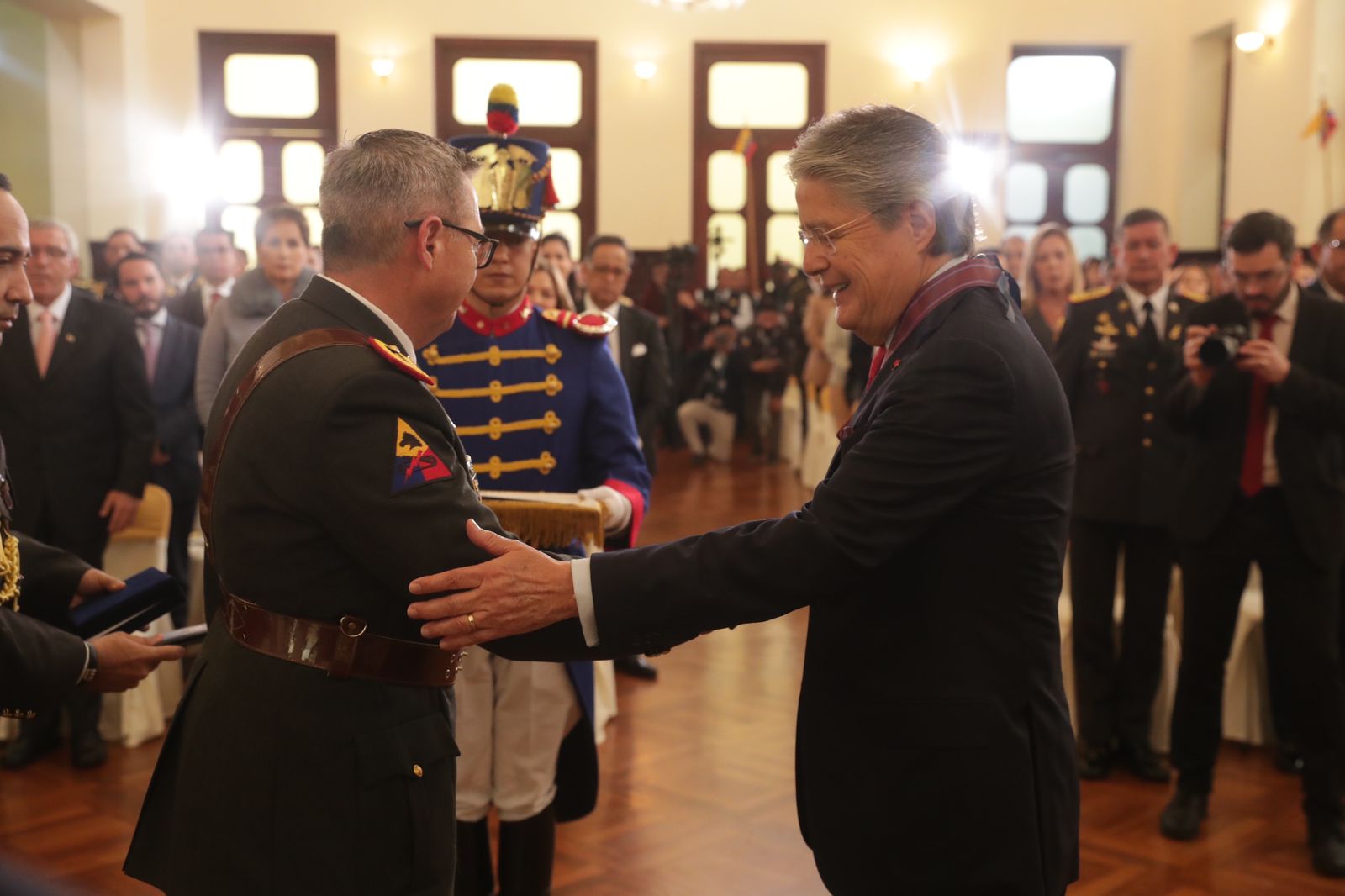 EL PRESIDENTE LASSO PARTICIPÓ EN SESIÓN SOLEMNE POR EL 104 ANIVERSARIO ...
